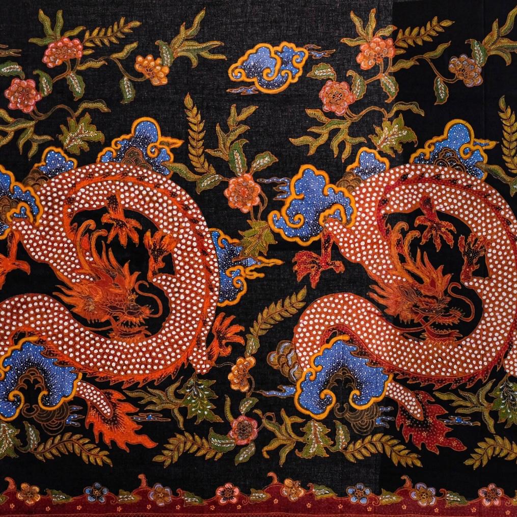 Dragon motif against "Mendung" Hand Drawn Indonesian Cotton Batik Tuli ...